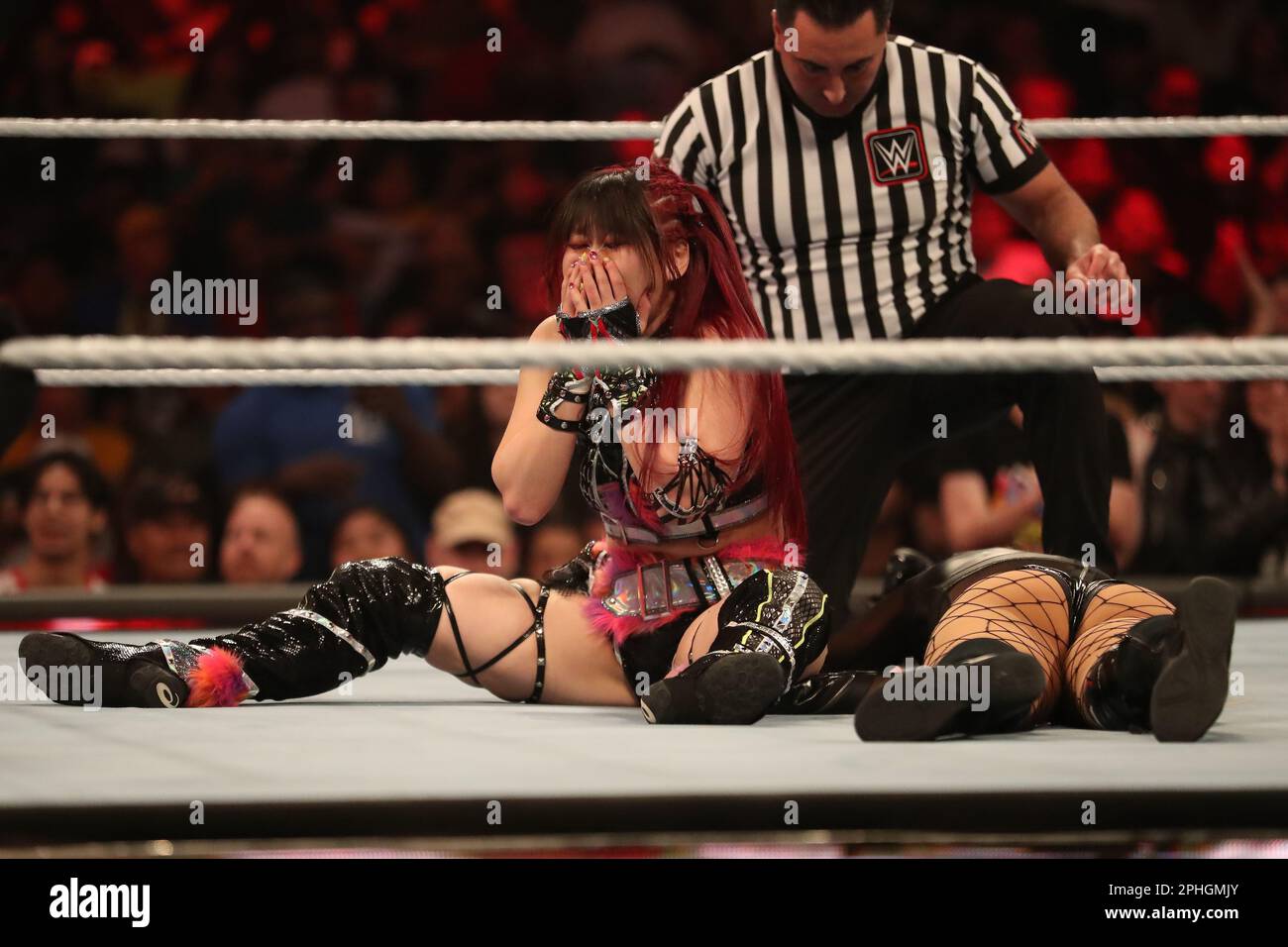 PHOENIX, ARIZONA - MARCH 27: WWE WrestleMania RAW at the Footprint ...
