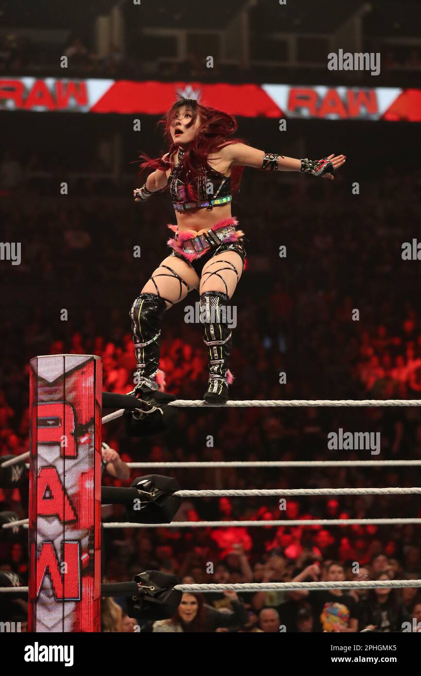 PHOENIX, ARIZONA - MARCH 27: WWE WrestleMania RAW at the Footprint ...