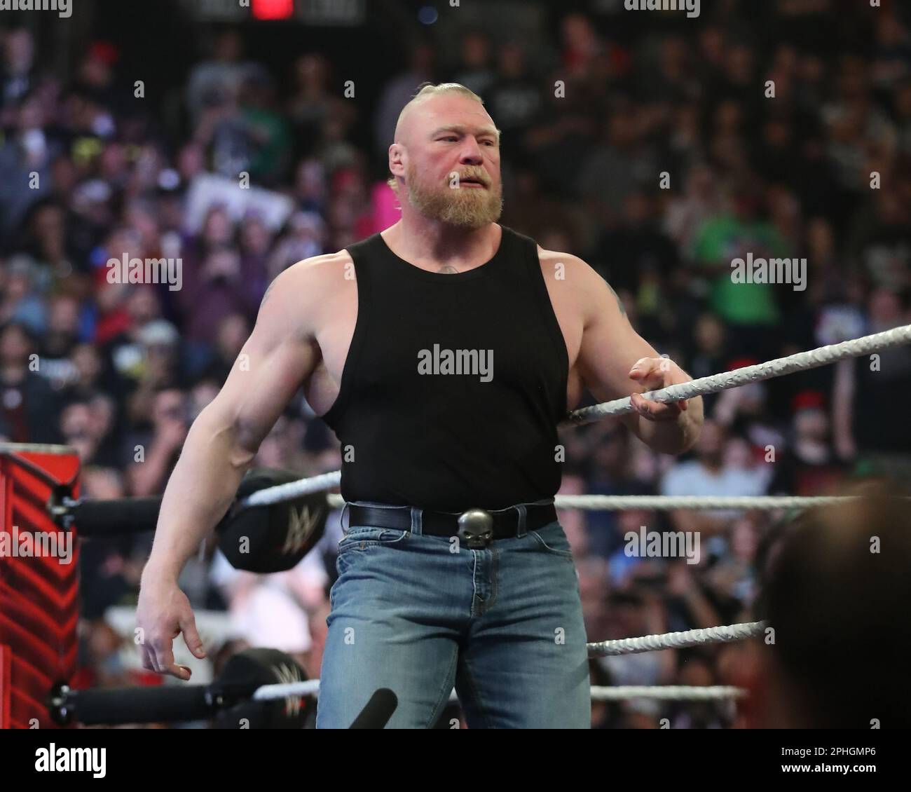 PHOENIX, ARIZONA - MARCH 27: WWE WrestleMania RAW at the Footprint ...