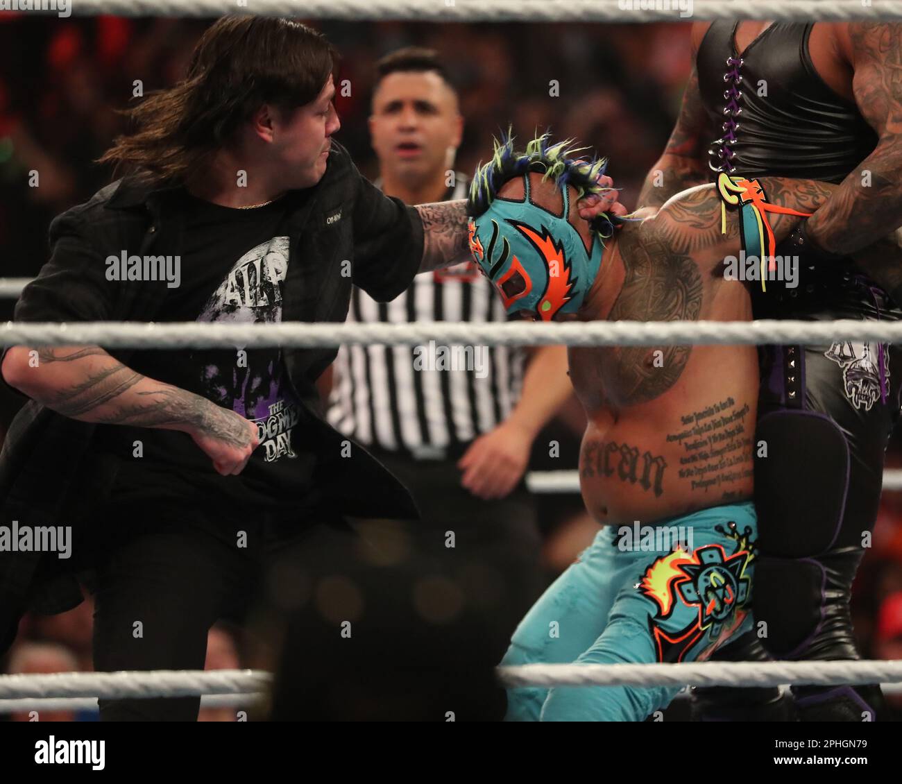 PHOENIX, ARIZONA - MARCH 27: WWE WrestleMania RAW at the Footprint ...