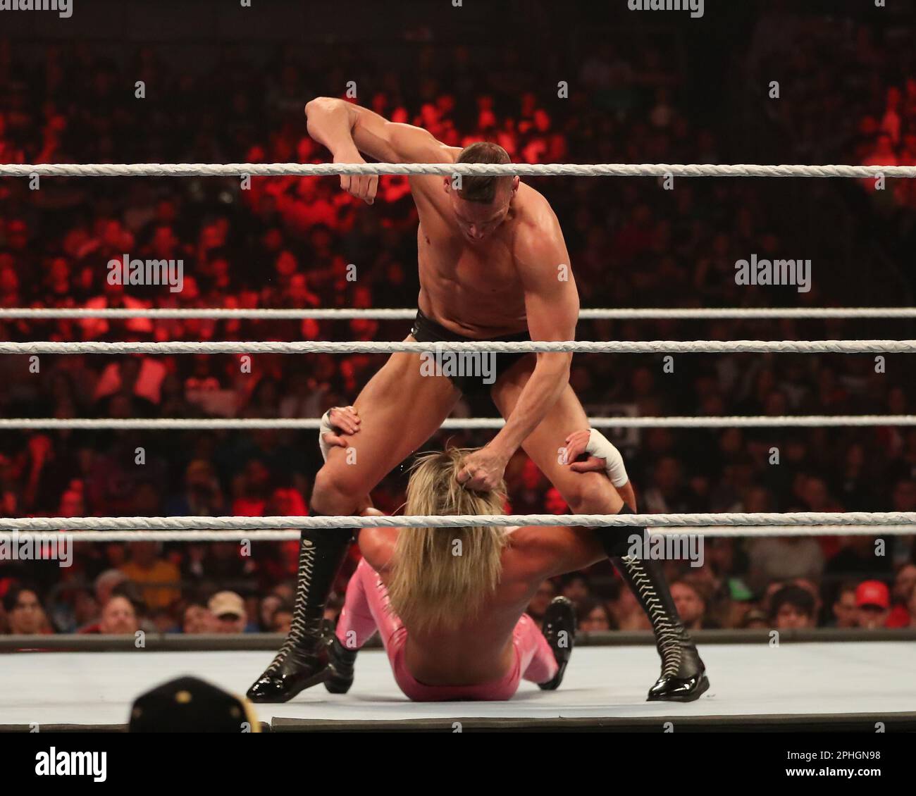 PHOENIX, ARIZONA - MARCH 27: WWE WrestleMania RAW at the Footprint ...