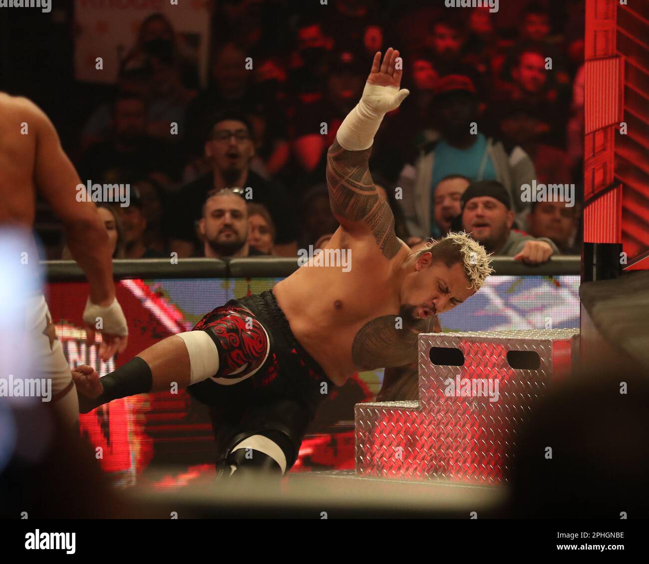 PHOENIX, ARIZONA - MARCH 27: WWE WrestleMania RAW at the Footprint ...