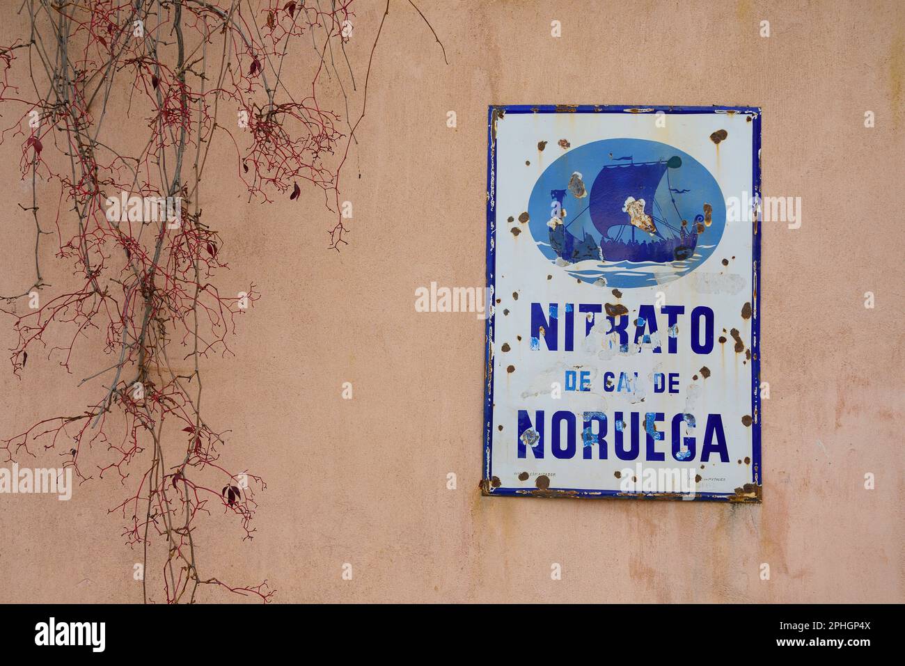 Vintage travel ad for spain hi-res stock photography and images - Alamy
