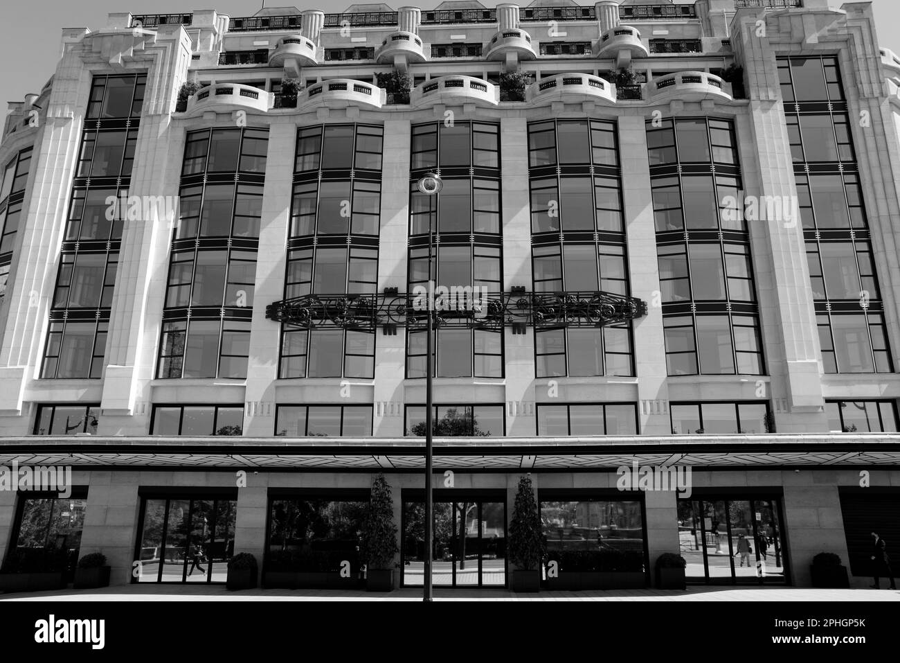 Paris Architecture Samaritaine Grand Department Store Stock Photo - Alamy