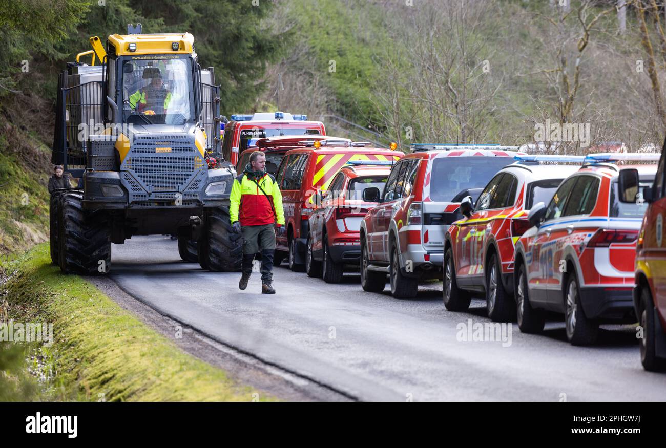 Altenfeld, Germany. 28th Mar, 2023. A special firefighting unit for ...