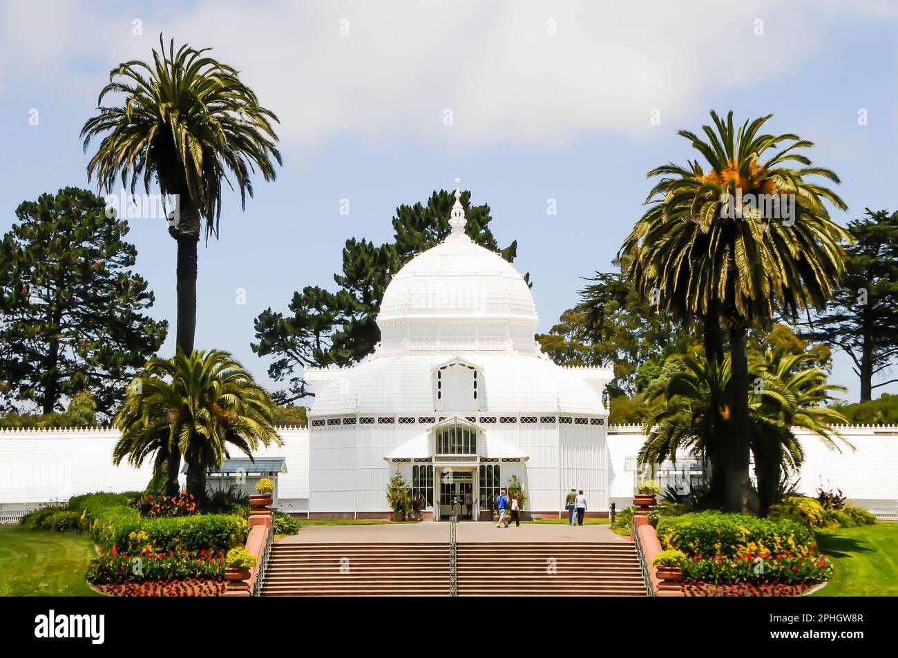 Conservatory of Flowers, Golden Gate Park, San Francisco, California ...