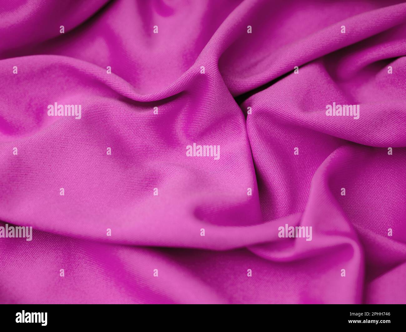 Magenta fabric hi-res stock photography and images - Alamy