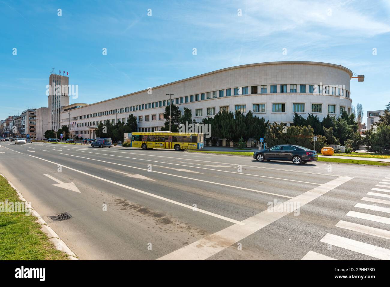 Provincial government building hi-res stock photography and images - Alamy