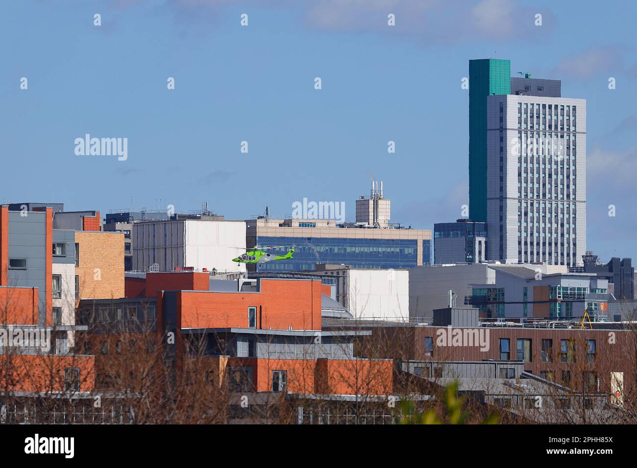 Childrens Air Ambulance landing at Leeds General Infirmary hospital ...