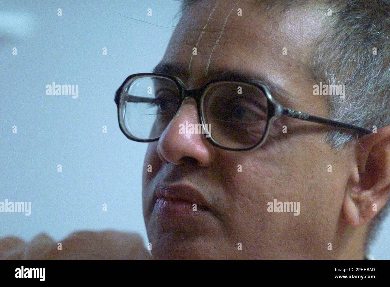 KRISHNA01-C-06OCT00-SZ-LS ---- Berkeley Hare Krishna Temple President ...