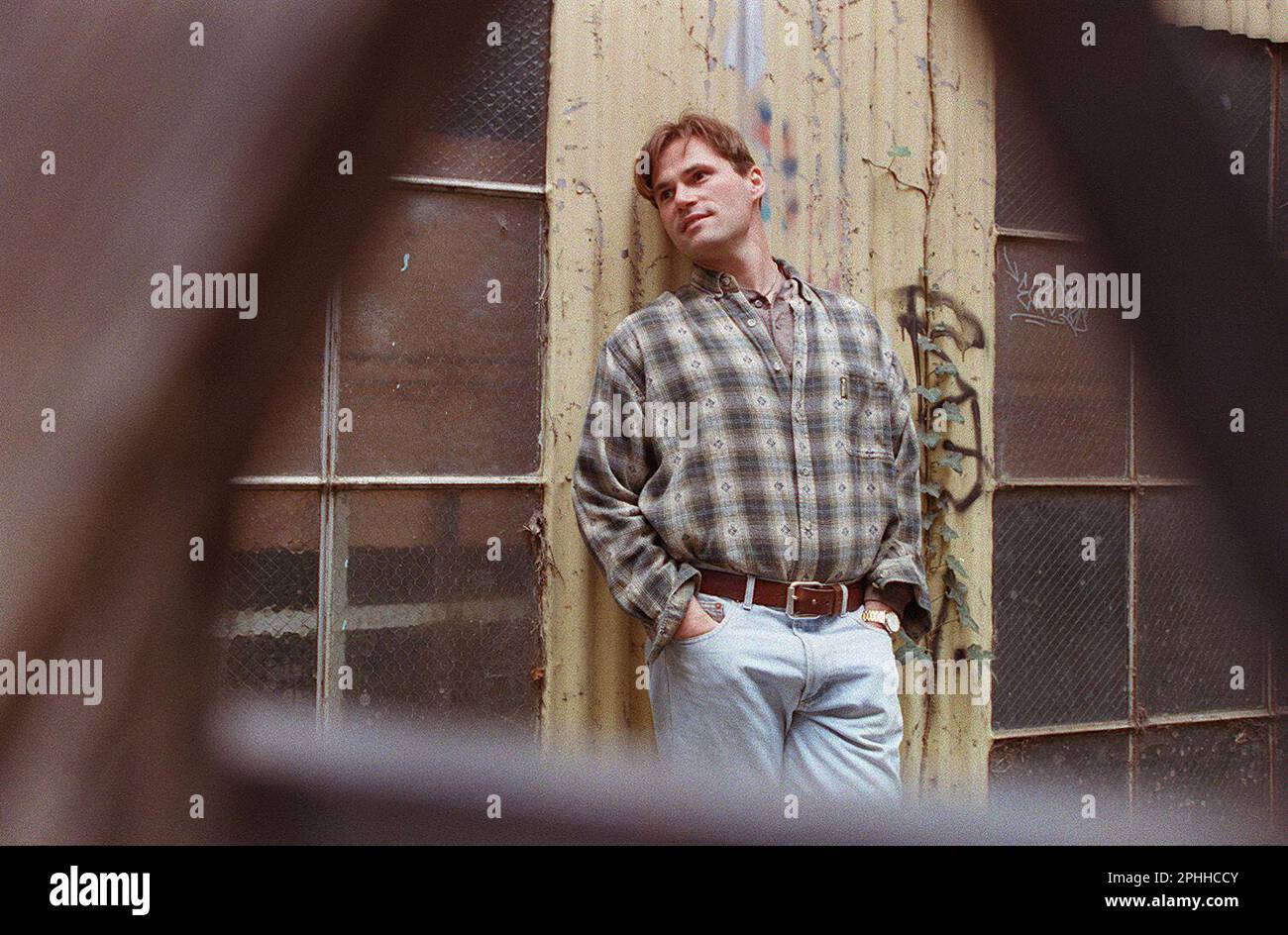 QUEER ART1/C/23JUN98/DD/LS --- Jonathan Katz is one of the founders of ...