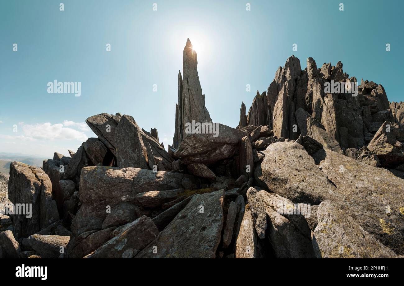 Castell y Gwynt, Glyder Fach in Snowdonia, rock formations shaped by ...