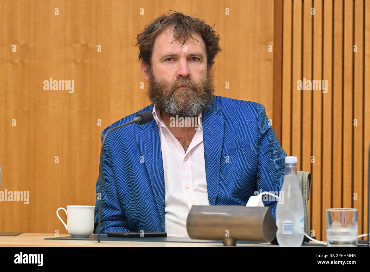 Rewiring Australia Founder Saul Griffith at an Electrify Parliament ...