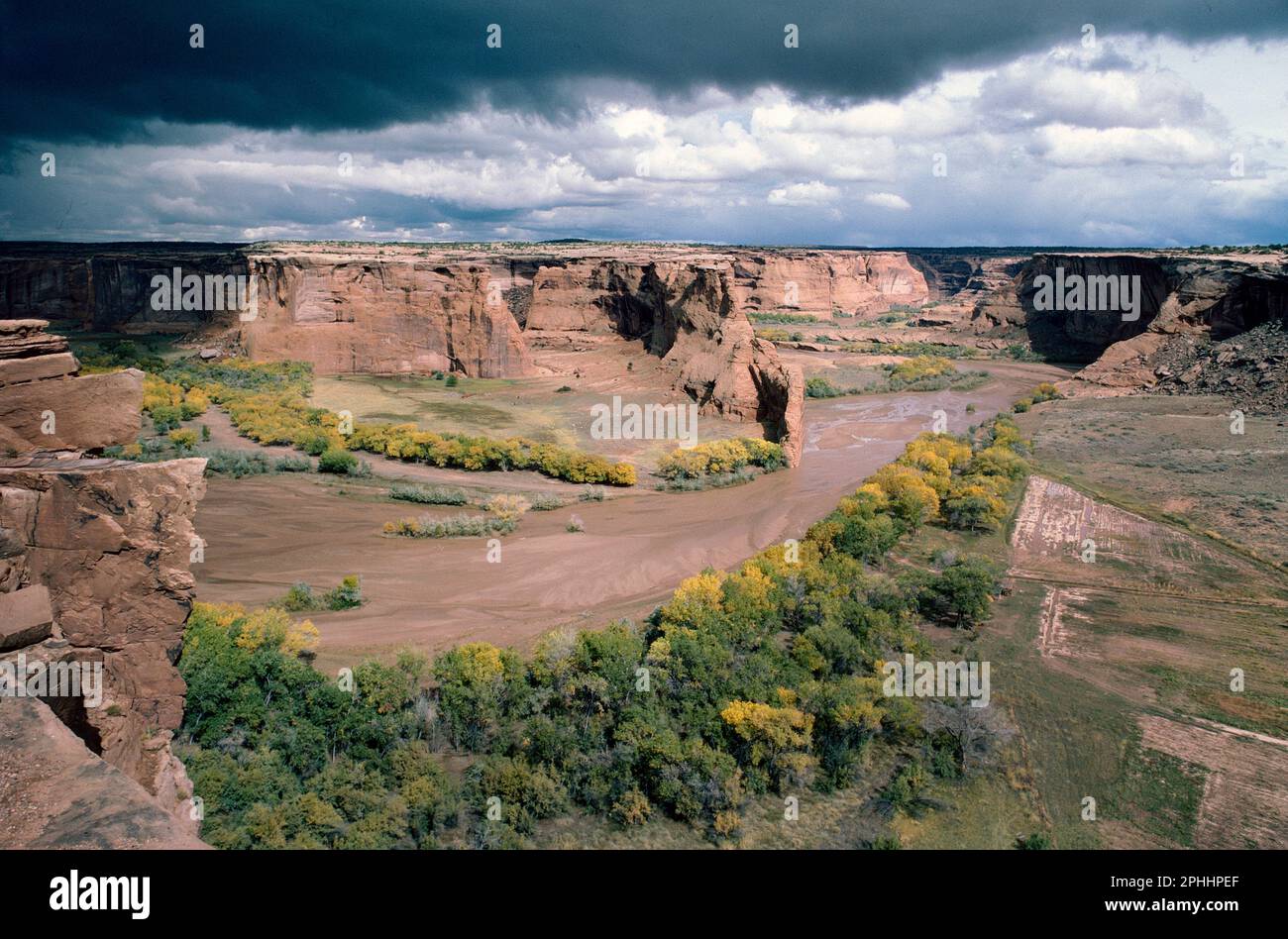 Canyon de Chelly, Chelly Creek, Chinle, Arizona, USA Stock Photo - Alamy