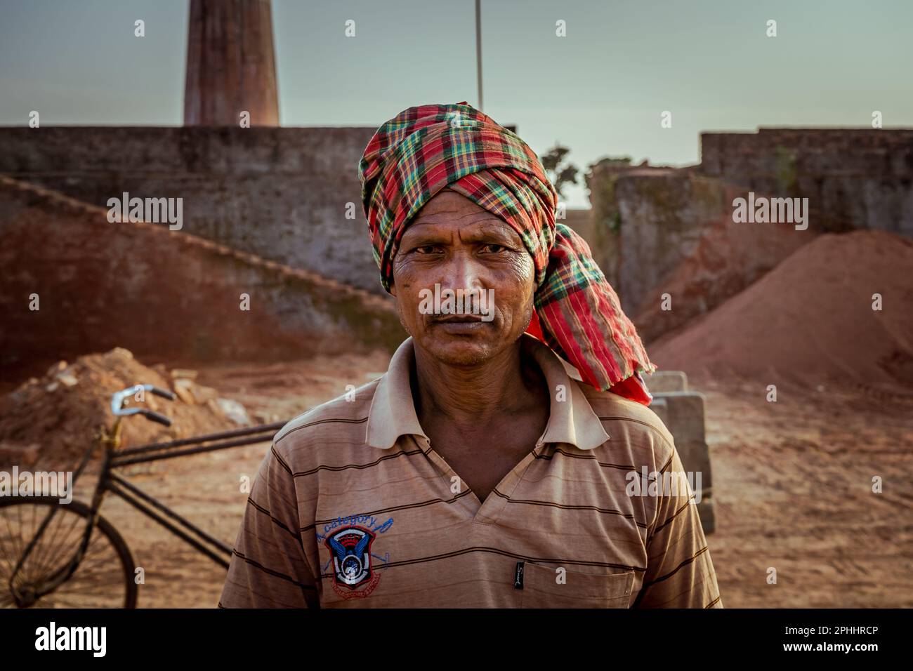 Nepali brick kiln hi-res stock photography and images - Alamy