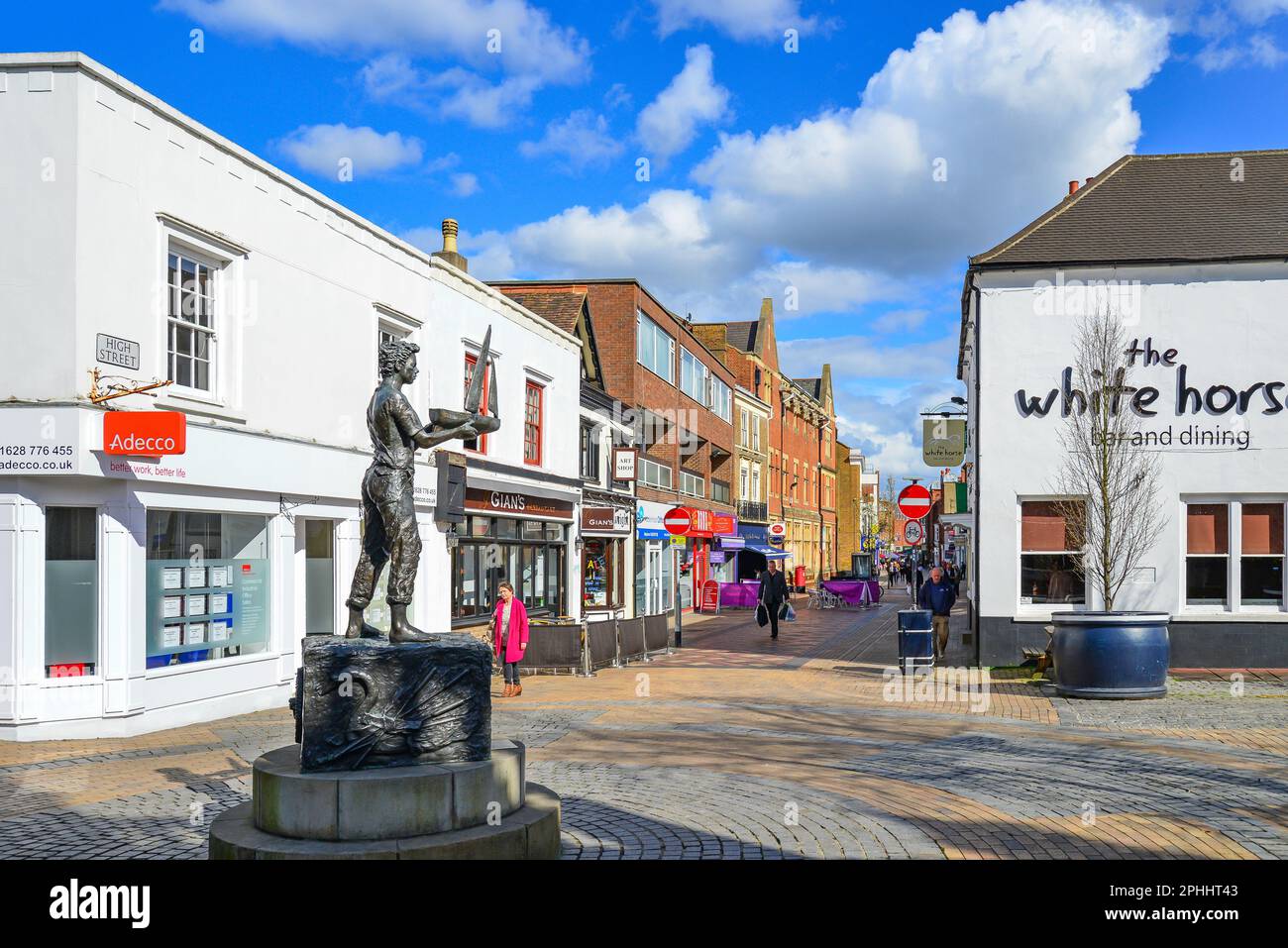 High Street, Maidenhead, Royal Borough of Windsor and Maidenhead ...