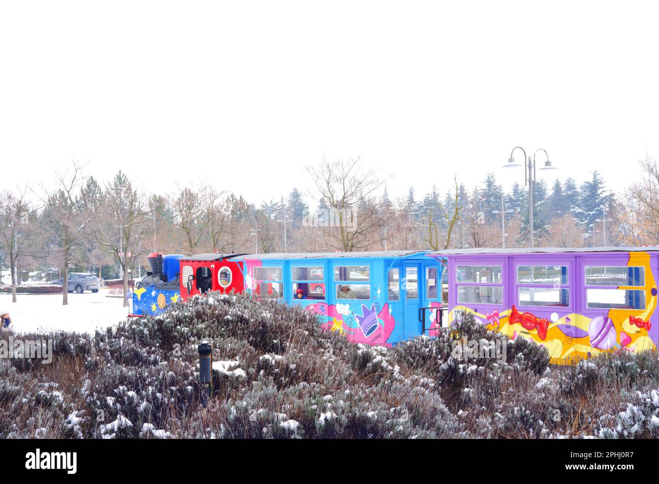 Vintage train in snowy hi-res stock photography and images - Alamy