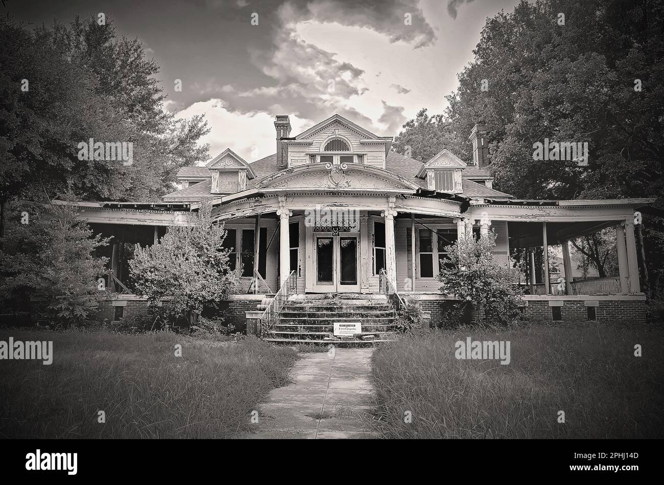 The historic Staige Marye-Gillette House is pictured, Aug. 10, 2016, in ...