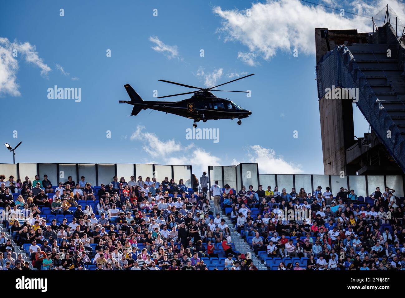 BARCELONA - MAR 26: The streamers arrives by helicopter to the Final ...