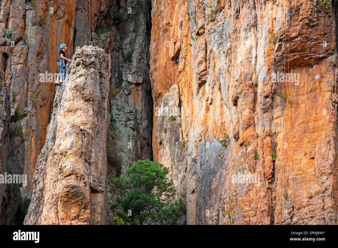 Climbing at Mt Arapiles Stock Photo - Alamy