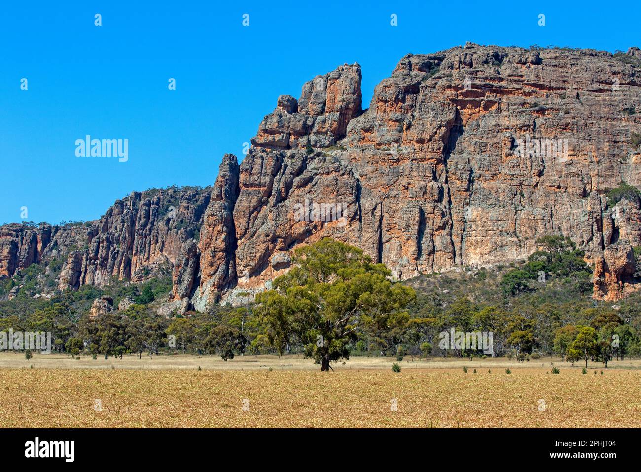 Mount arapiles hi-res stock photography and images - Alamy