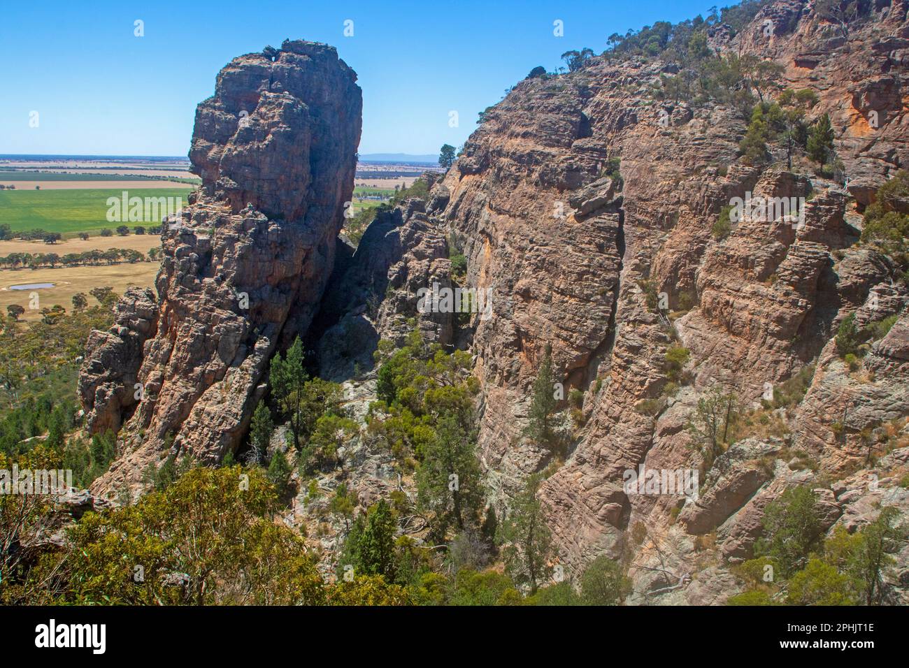 The Pharos pinnacle on Mt Arapiles Stock Photo - Alamy