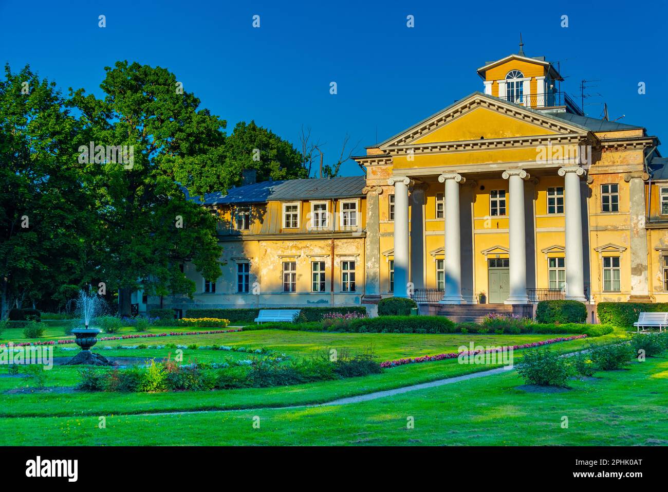 Krimulda palace hi-res stock photography and images - Alamy