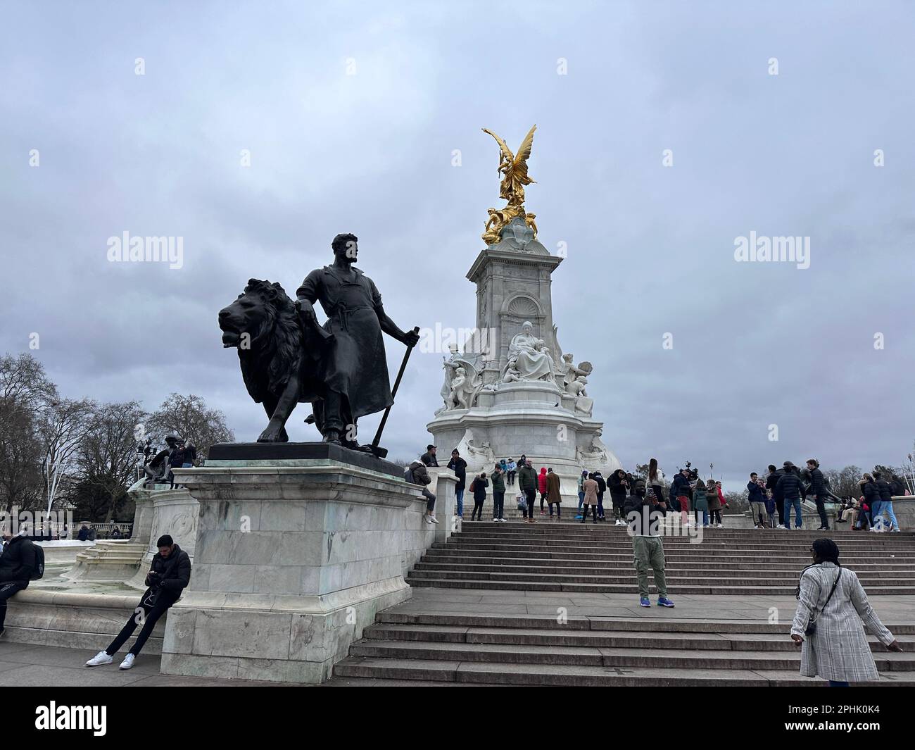Trafalgar Square is a public space and tourist attraction in central ...