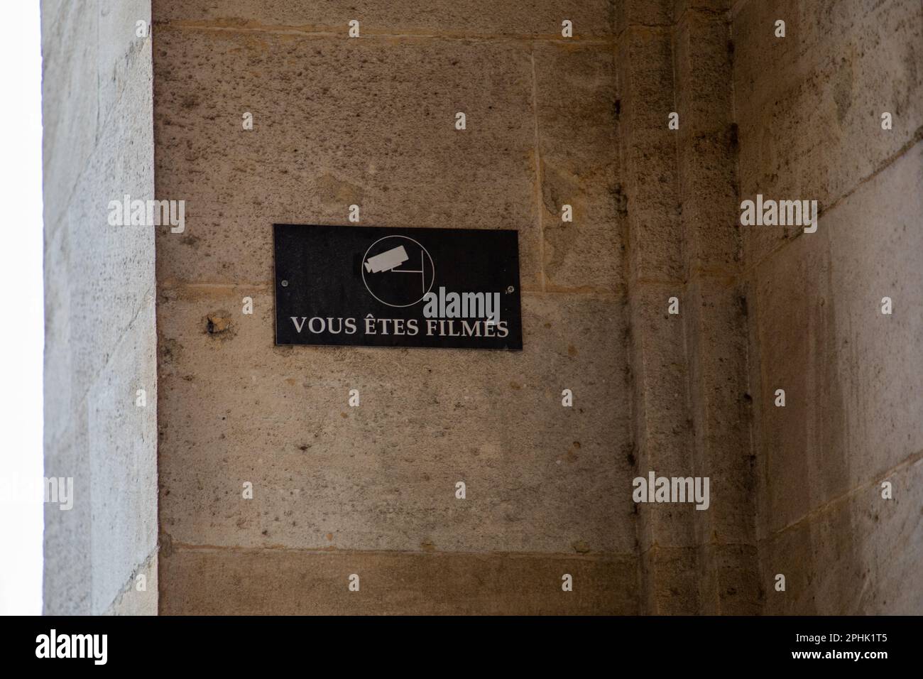 Vous etes filmes hi-res stock photography and images - Alamy