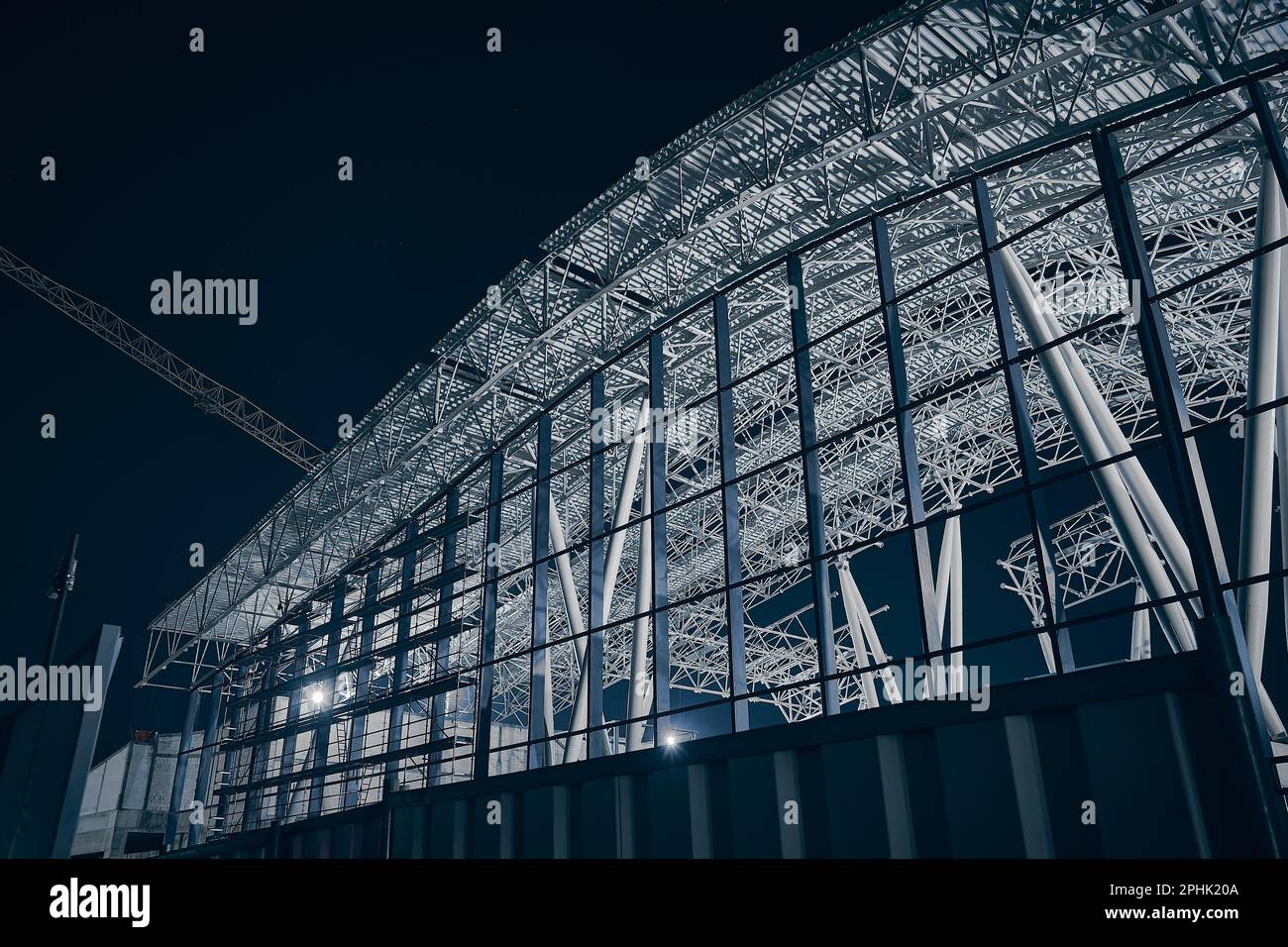 Truss ceiling of industrial building Stock Photo - Alamy