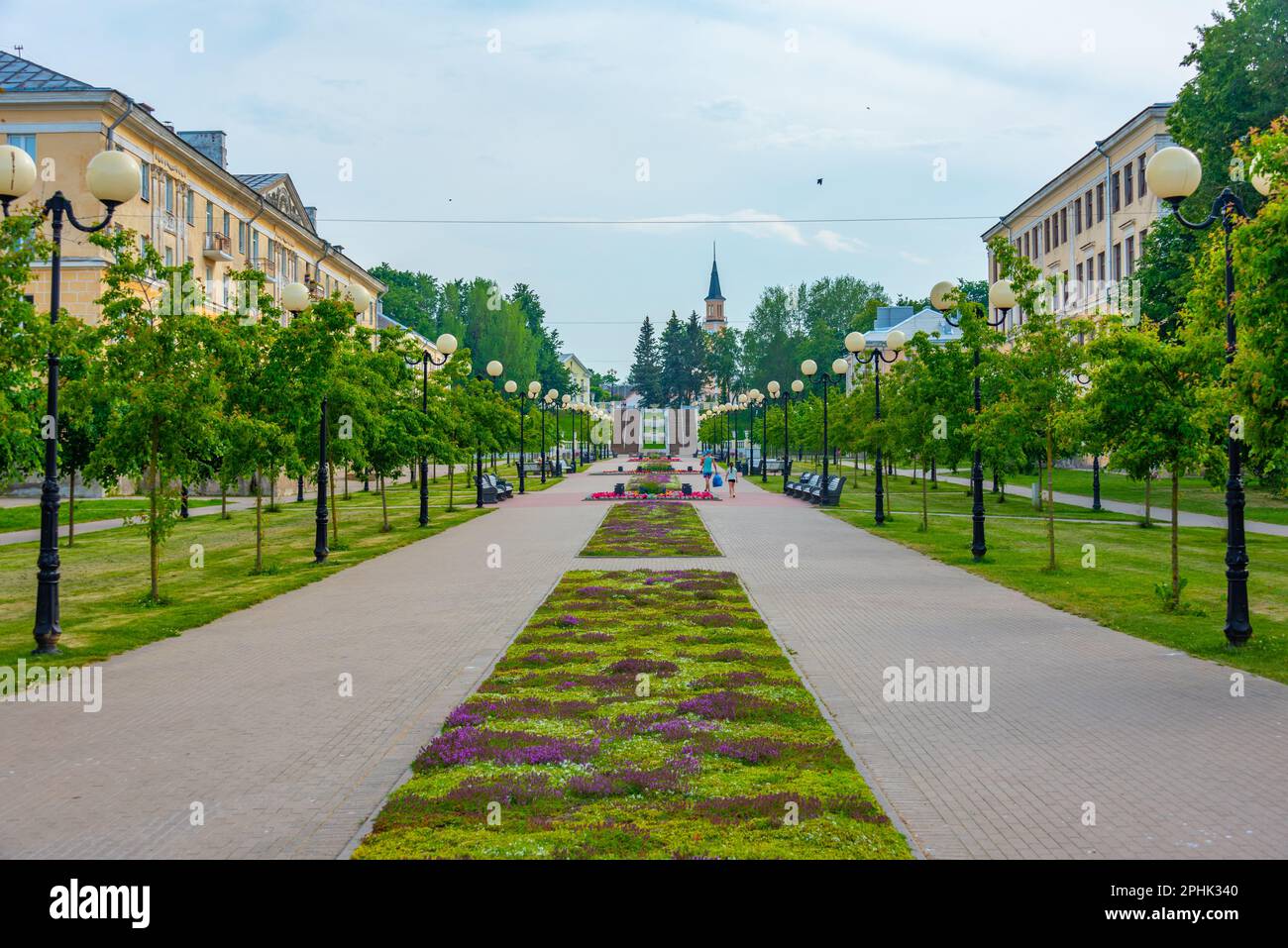 Mere puiestee promenade leading to a beach in SillamГ¤e Stock Photo - Alamy