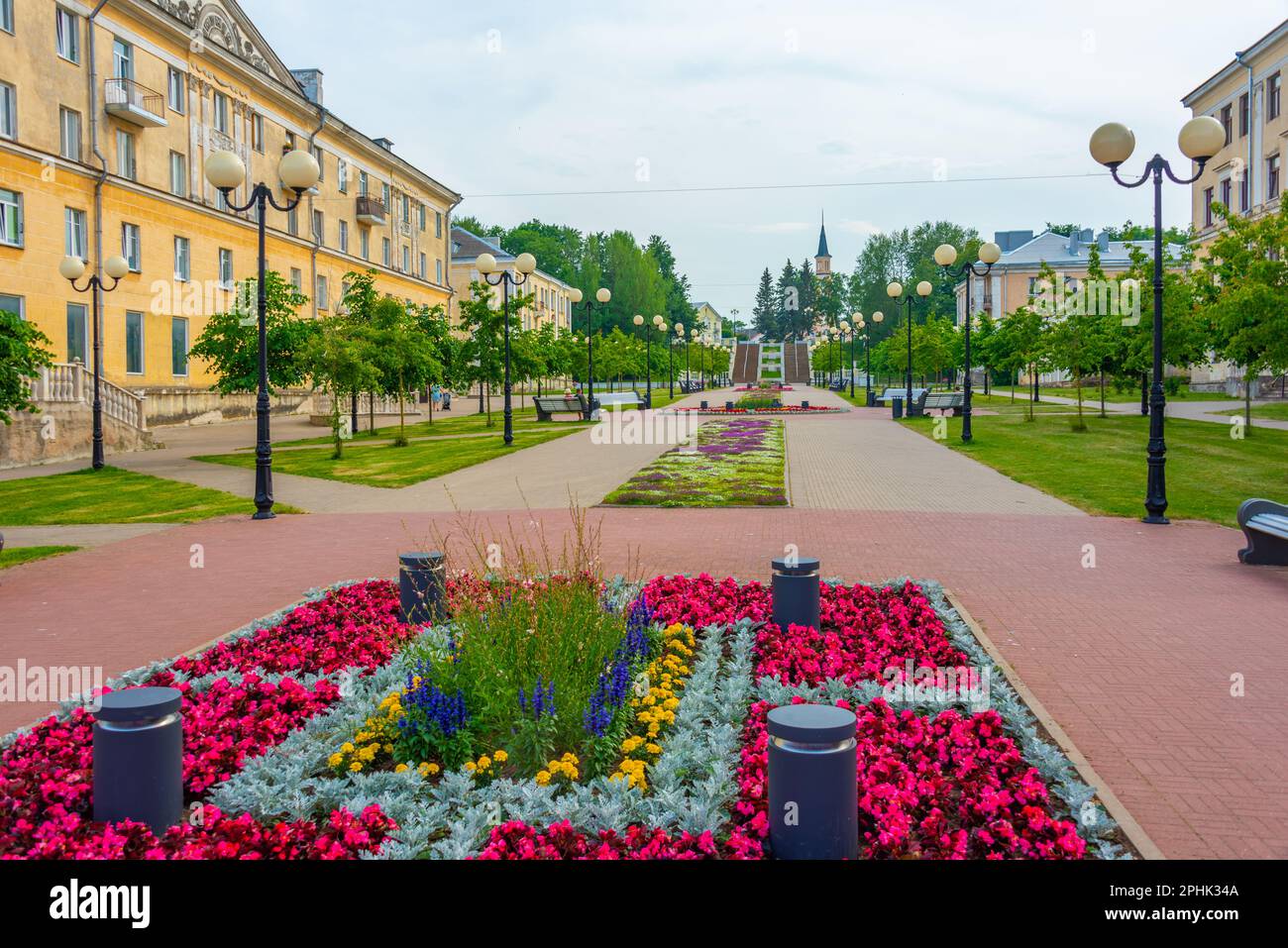 Mere puiestee promenade leading to a beach in SillamГ¤e Stock Photo - Alamy
