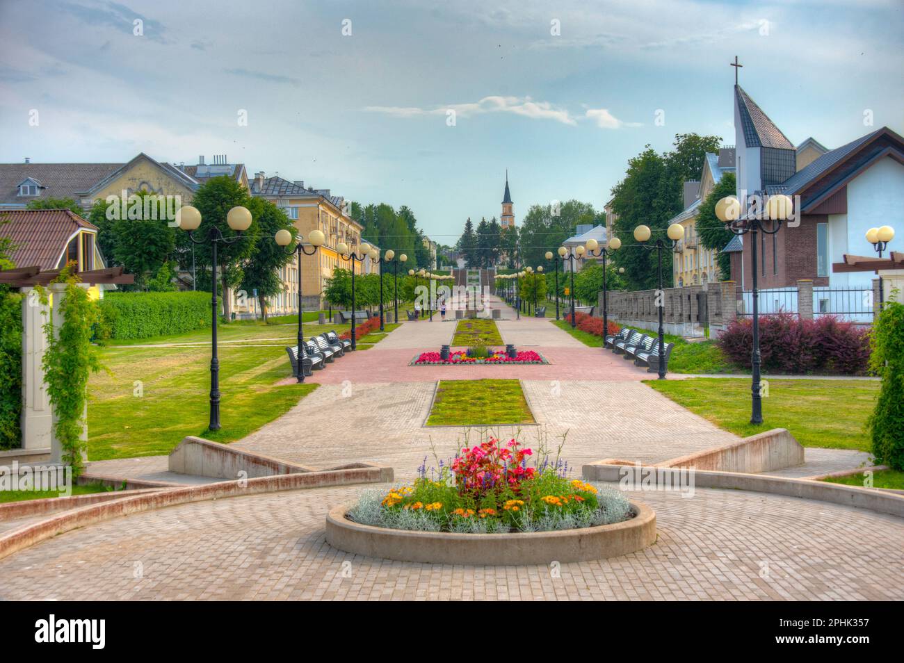 Mere puiestee promenade leading to a beach in SillamГ¤e Stock Photo - Alamy