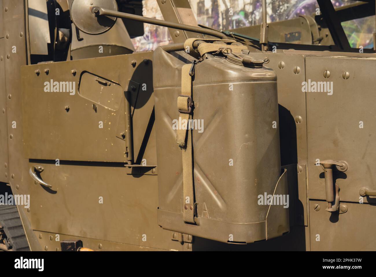 Military armed forces tanker military parade details. Old guns and cars ...
