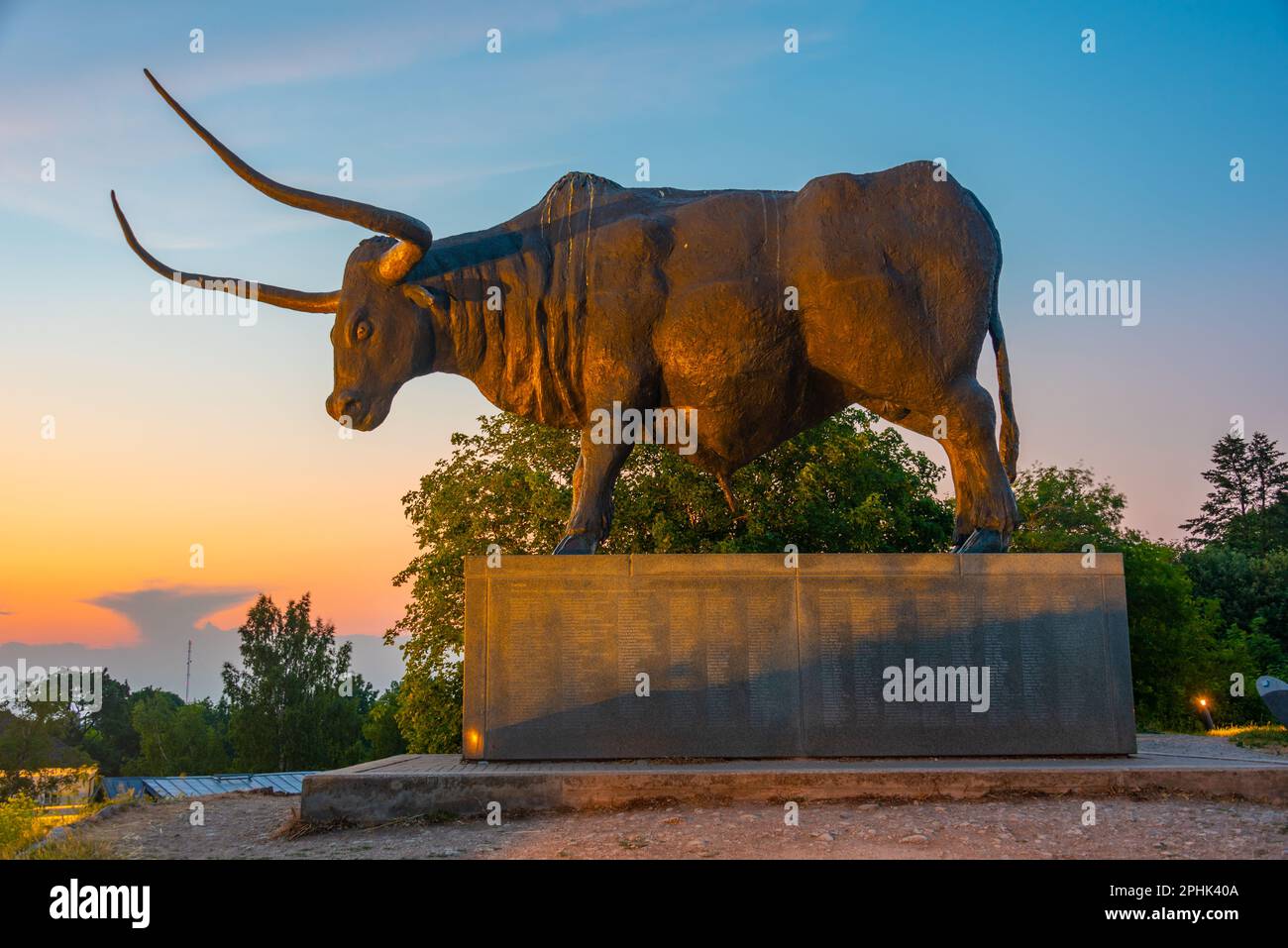 Sunset view of Aurochs Statue in Rakvere, Estonia Stock Photo - Alamy