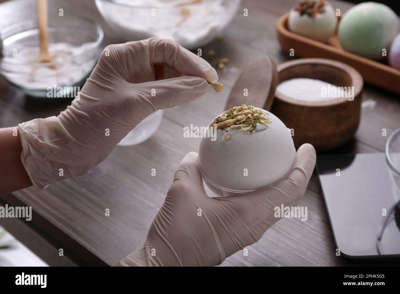 Bomb making process hi-res stock photography and images - Alamy