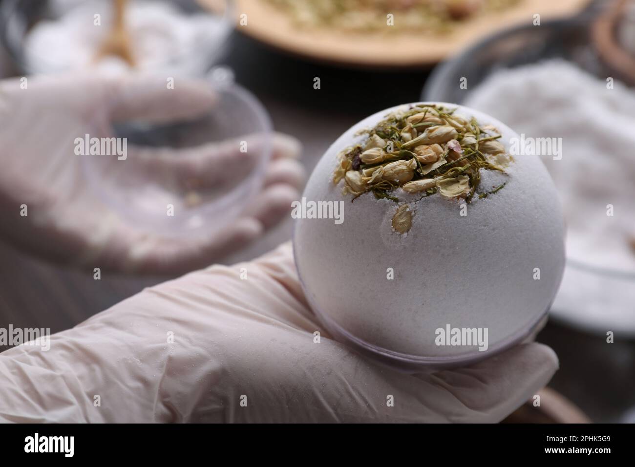 Bomb making process hi-res stock photography and images - Alamy