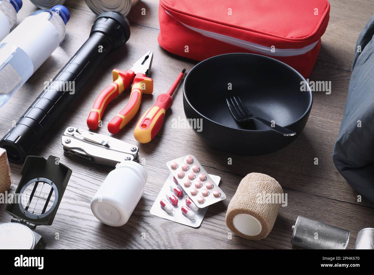 Disaster supply kit hi-res stock photography and images - Alamy