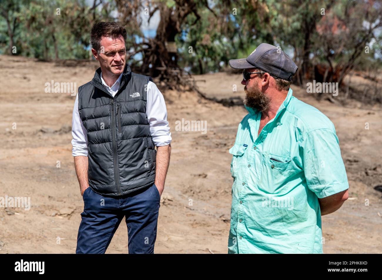 NSW Premier Chris Minns meets local residents cleaning up after the ...
