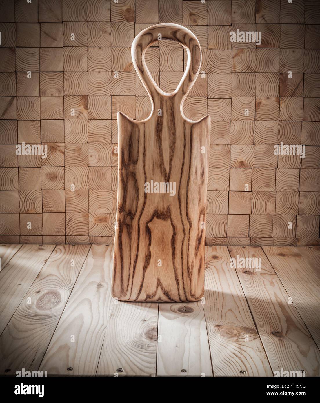 Ash Tree Vintage Burned WoodenChopping Board Stock Photo - Alamy