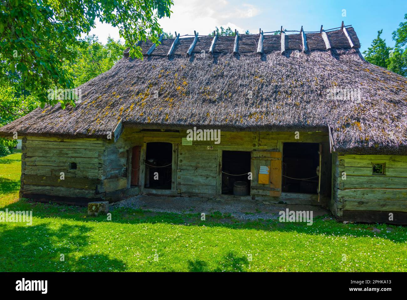 Farmstead tradition hi-res stock photography and images - Alamy