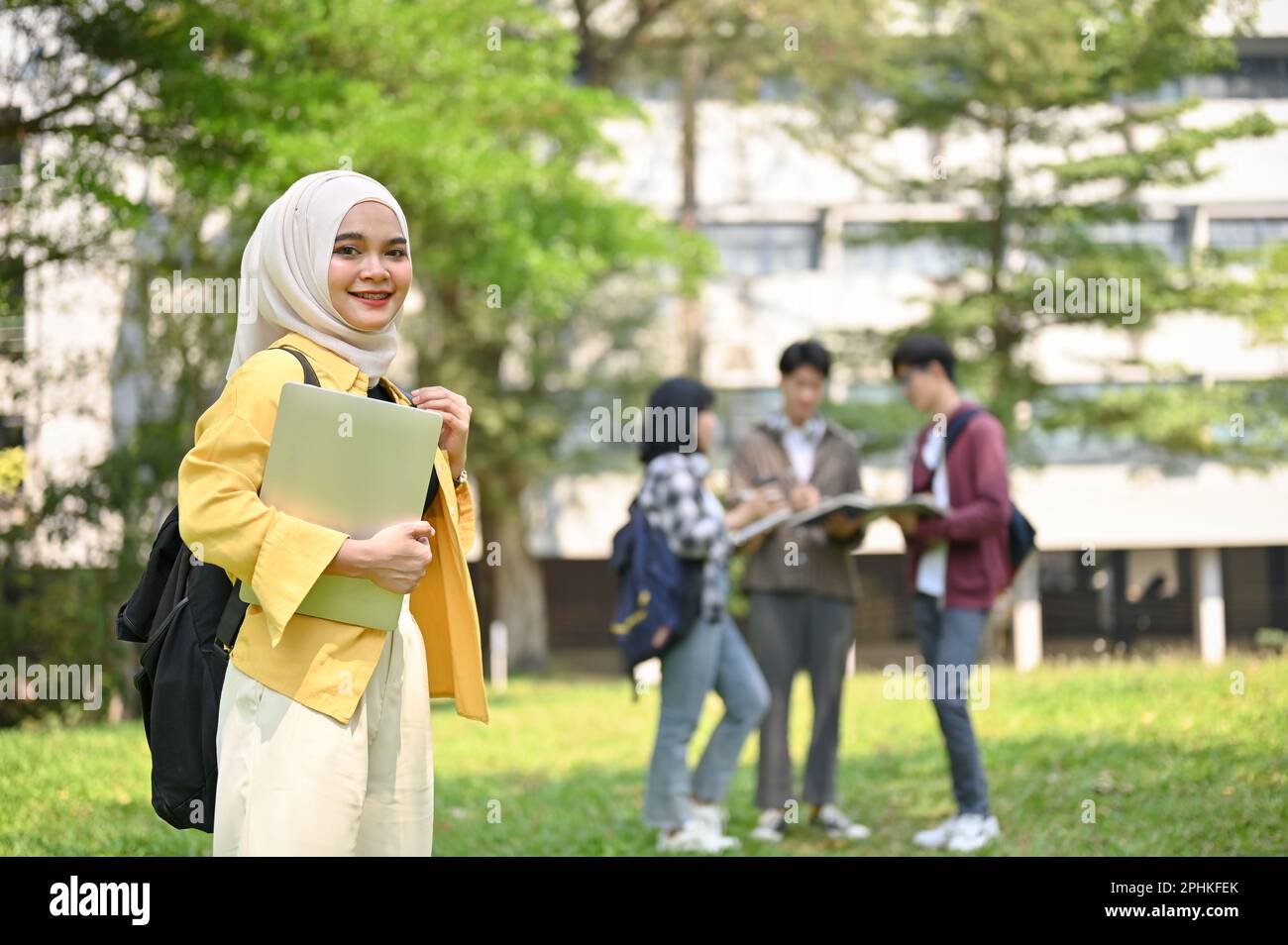 Gen z hijab woman hi-res stock photography and images - Alamy