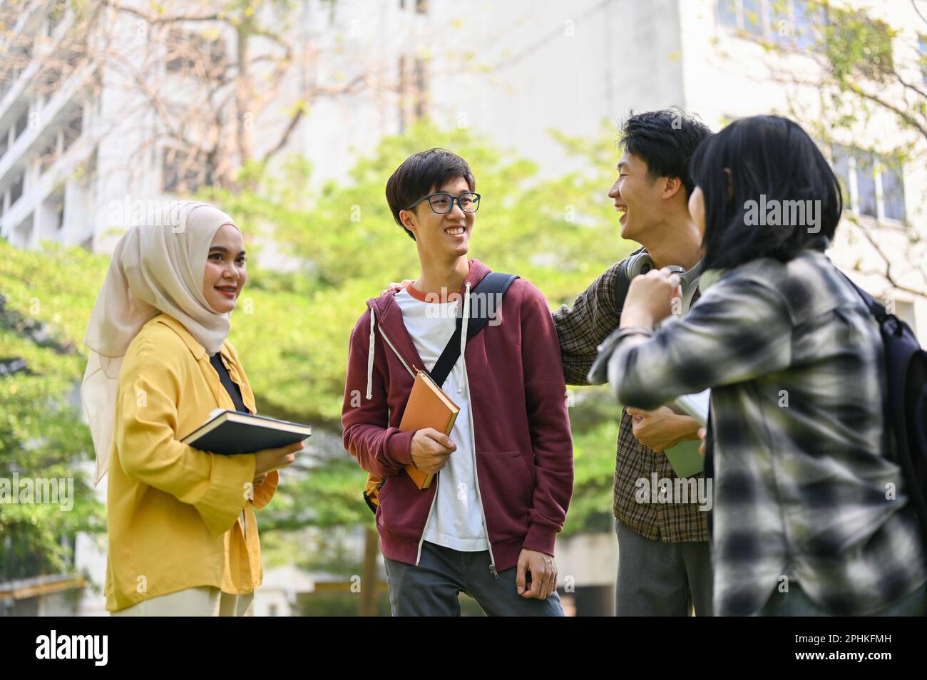 Diverse female students outdoor studying hi-res stock photography and ...
