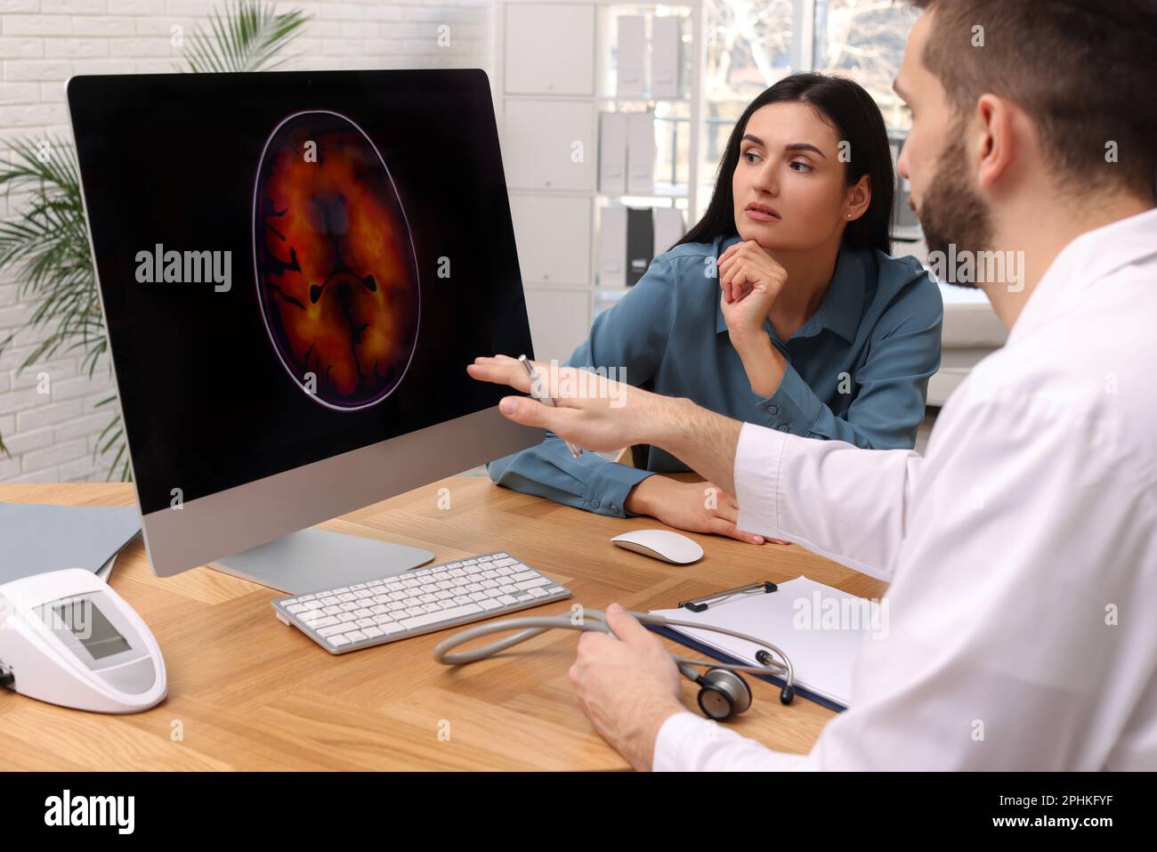 Epilepsy brain scan hi-res stock photography and images - Alamy
