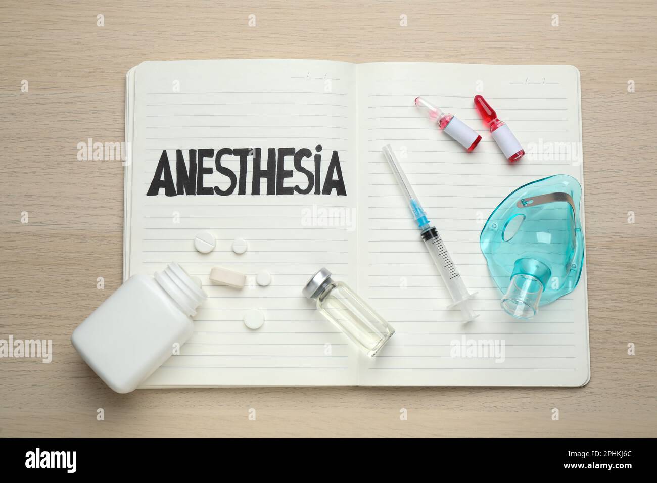 Medical anesthesia breathing mask hi-res stock photography and images ...