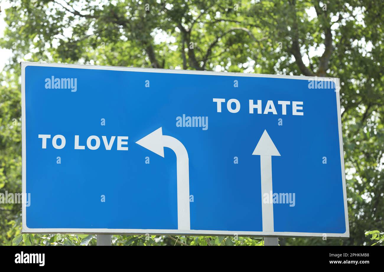 Different way signal board hi-res stock photography and images - Alamy