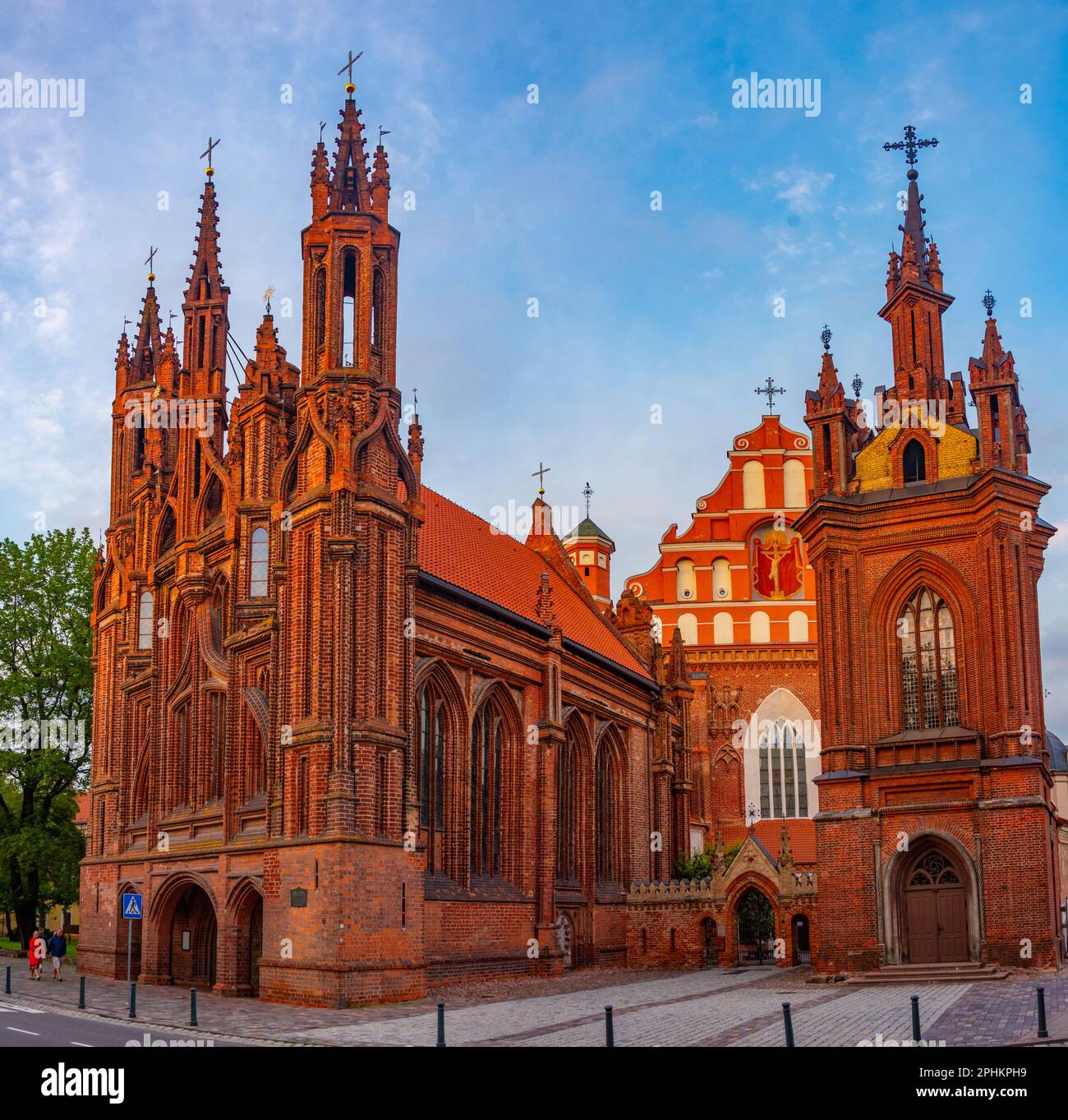 Sunset view of Church of St Anne in Vilnius, Lithuania Stock Photo - Alamy