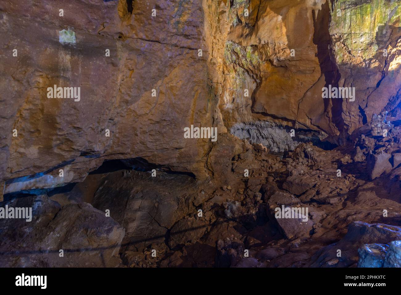 Interior of Bacho Kiro cave in Bulgaria Stock Photo - Alamy