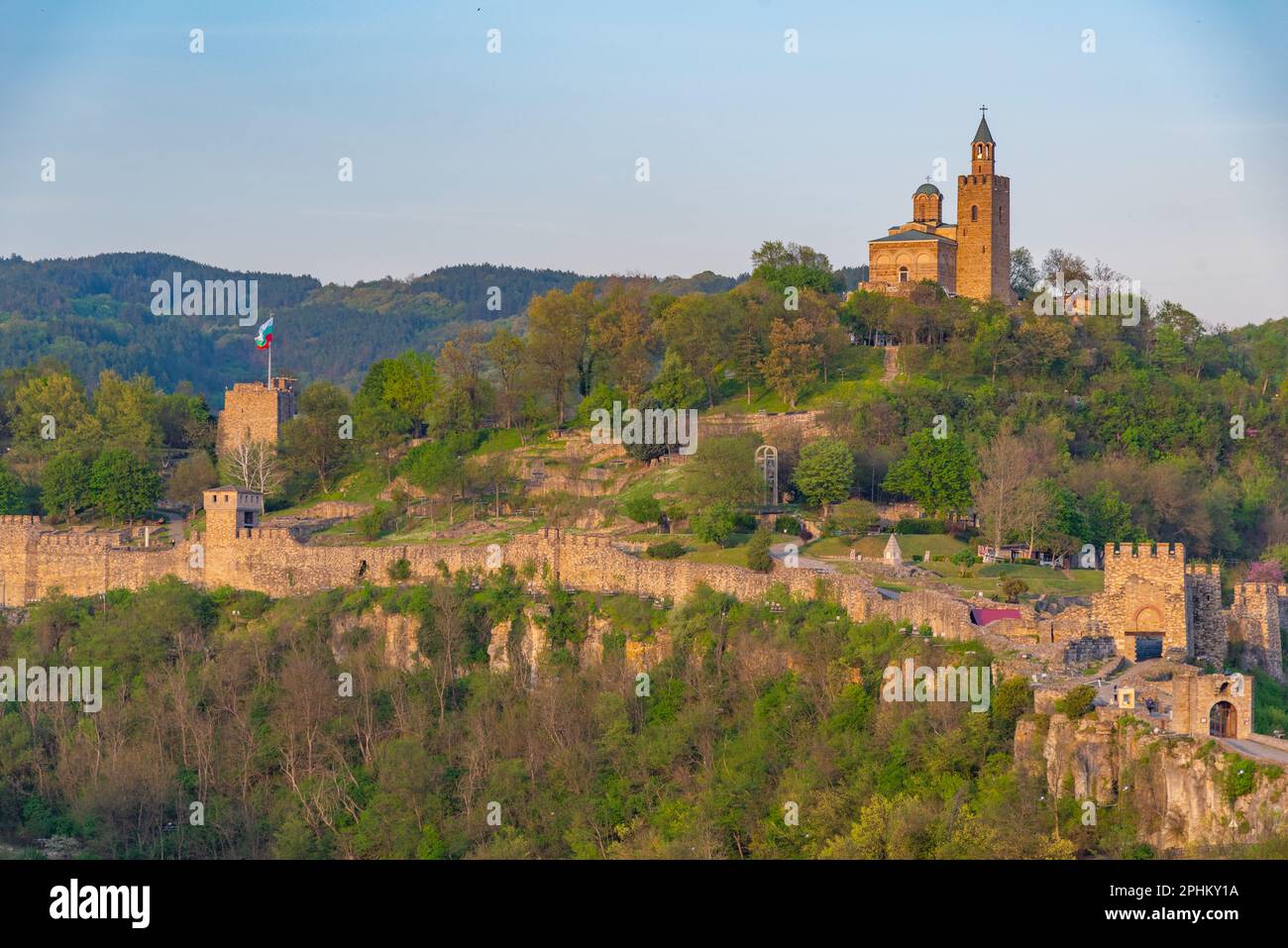 Sunset view of Tsarevets fortress in Veliko Tarnovo, Bulgaria Stock ...