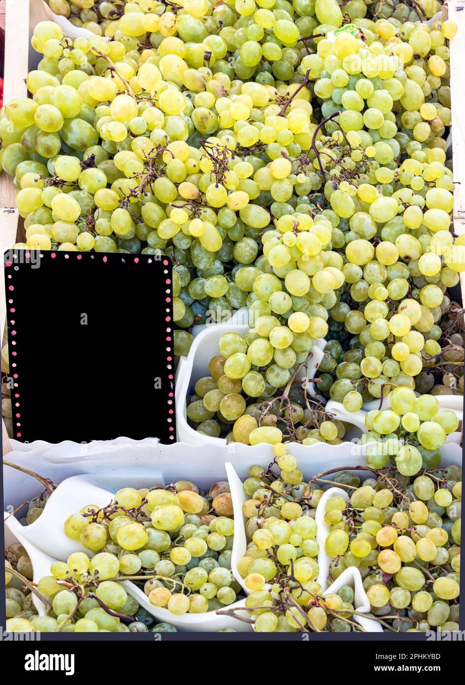 Fresh green grapes at market Stock Photo - Alamy